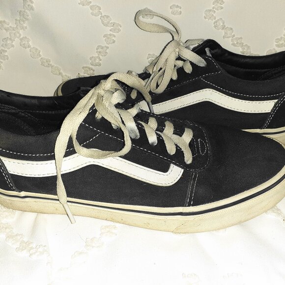 Vans | Shoes | Vans Sneakers Black Canvassuede Old Skool Skateboard ...